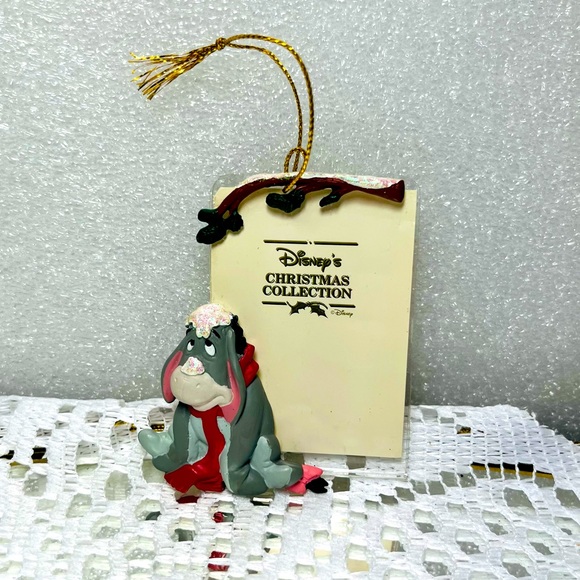 Holiday | Disneys Christmas Collection Winnie The Pooh Eeyore Photo ...